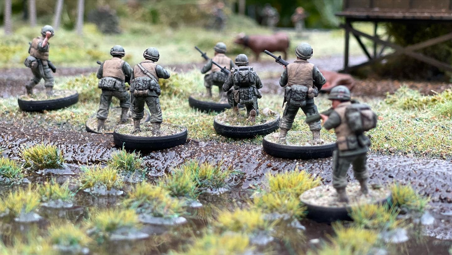 281002 USMC Marines & Command – RUBICON MODELS UK Ltd